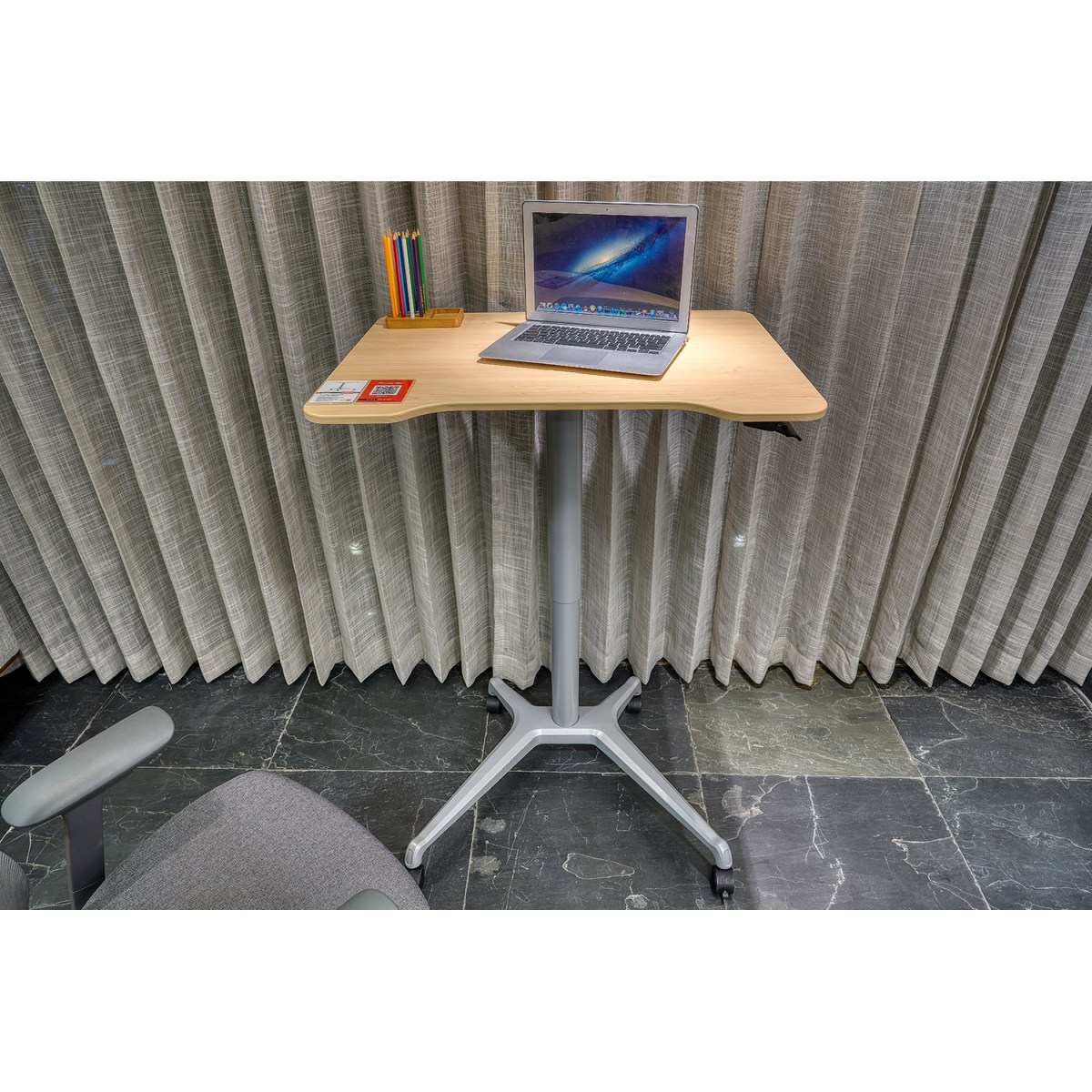 Elevate Height Adjustable Table – Featherlite Furniture