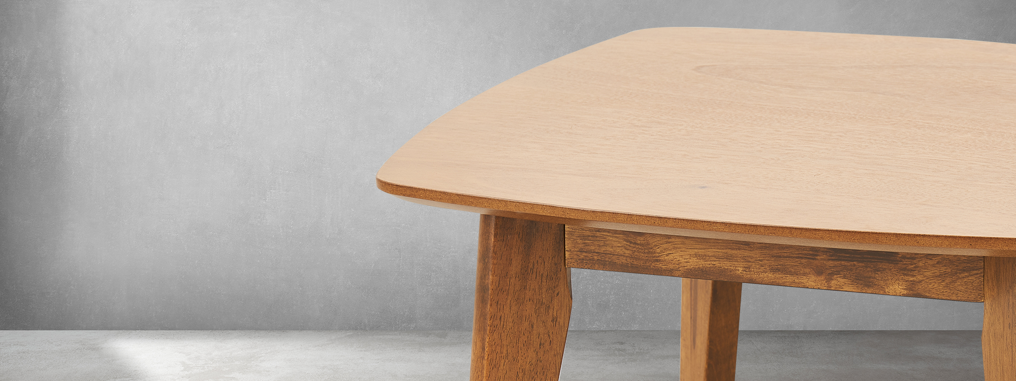 Arthur side table – Featherlite Furniture