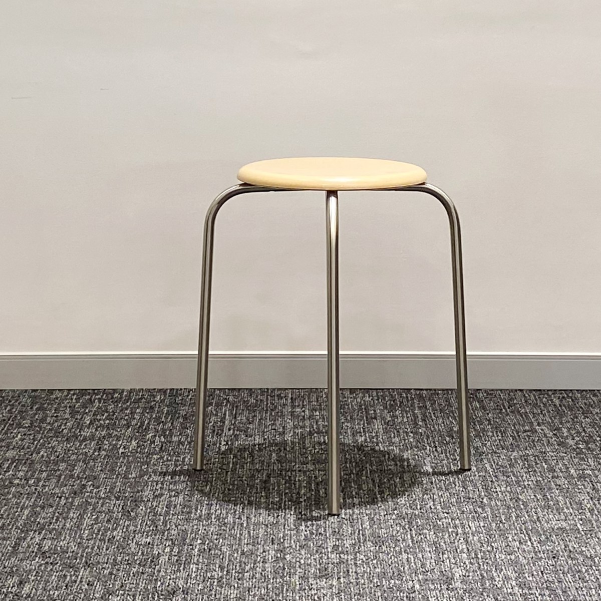 Stool_a – Featherlite Furniture